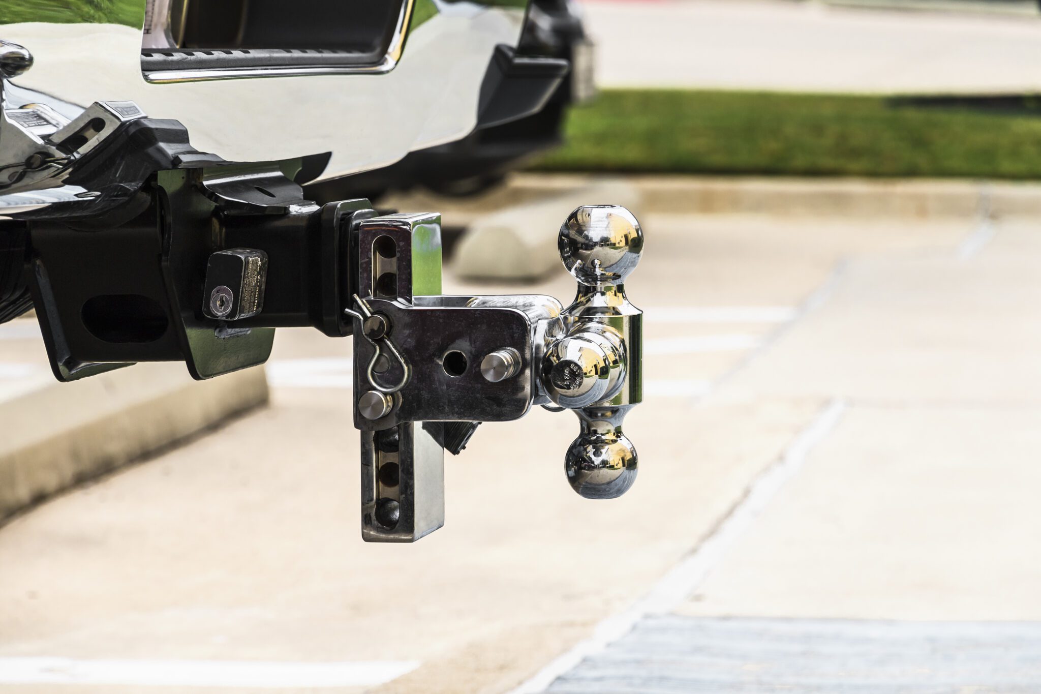 Comparing Types of Trailer Hitches & Towing Capabilities | PTC