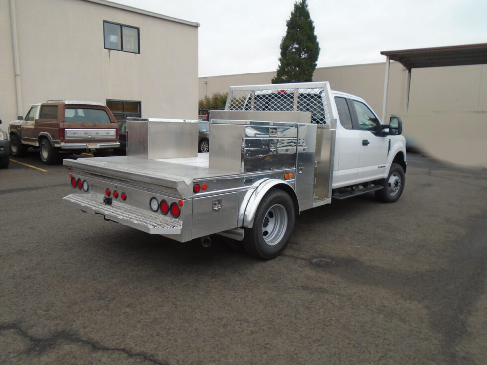 Welding Truck Customization in Portland, OR | Pacific Truck Colors